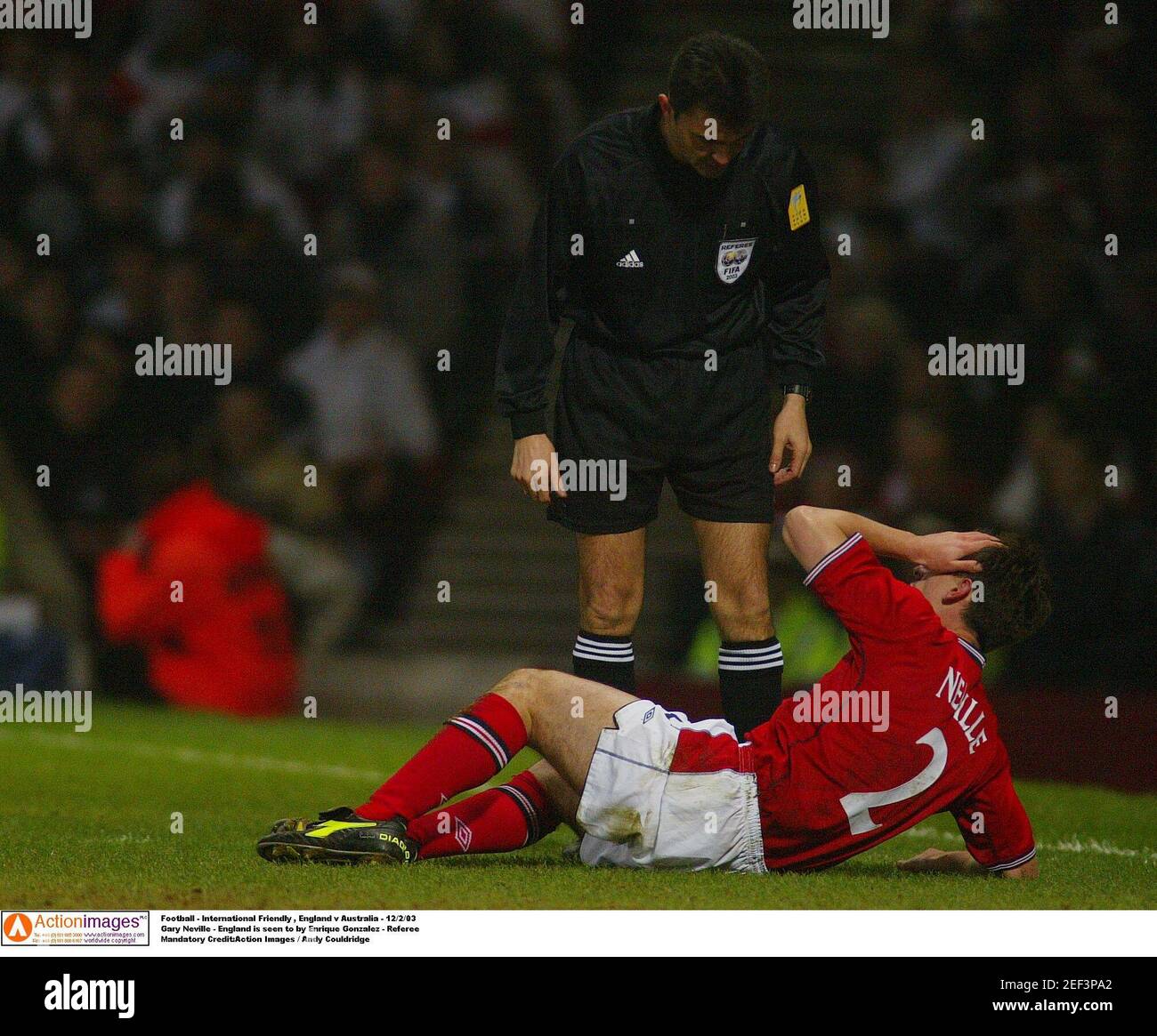 Gary neville england international hi-res stock photography and images ...