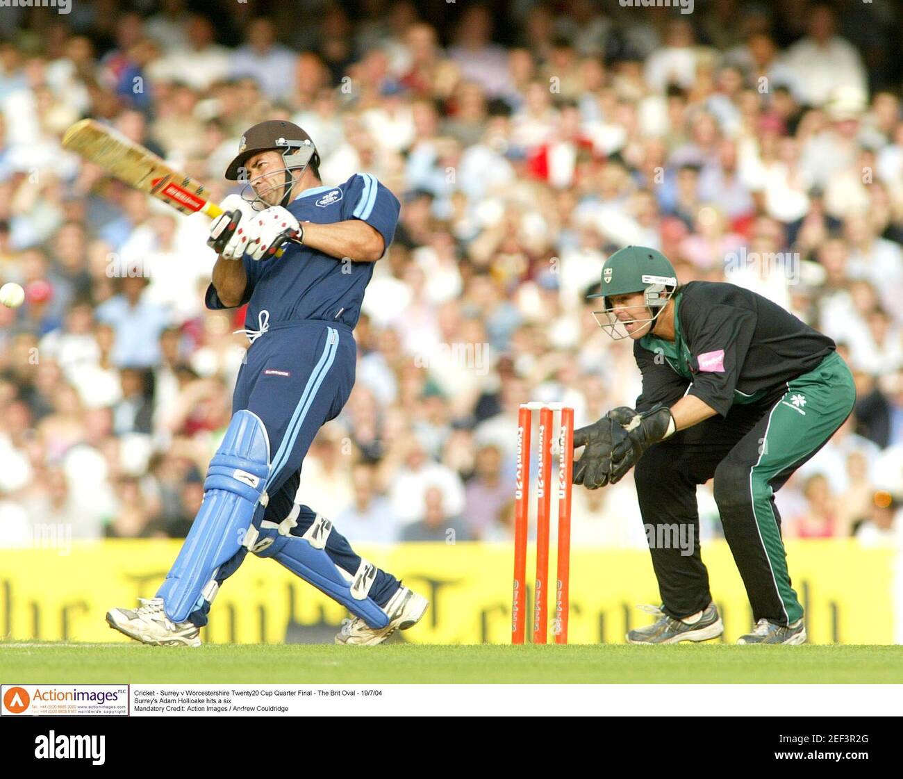 Cricket adam hollioake hi-res stock photography and images - Alamy