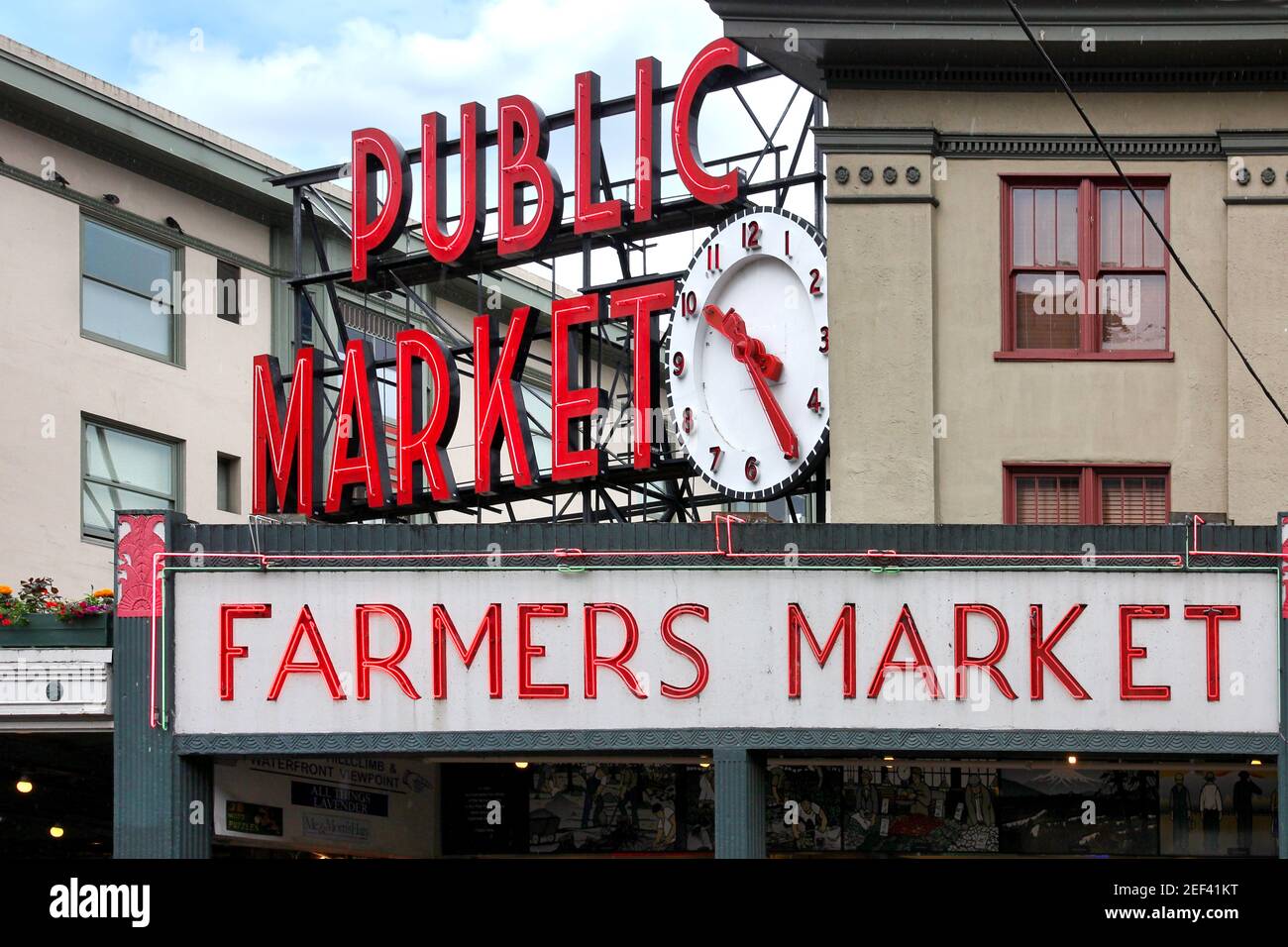 Public market center sign hi-res stock photography and images - Alamy