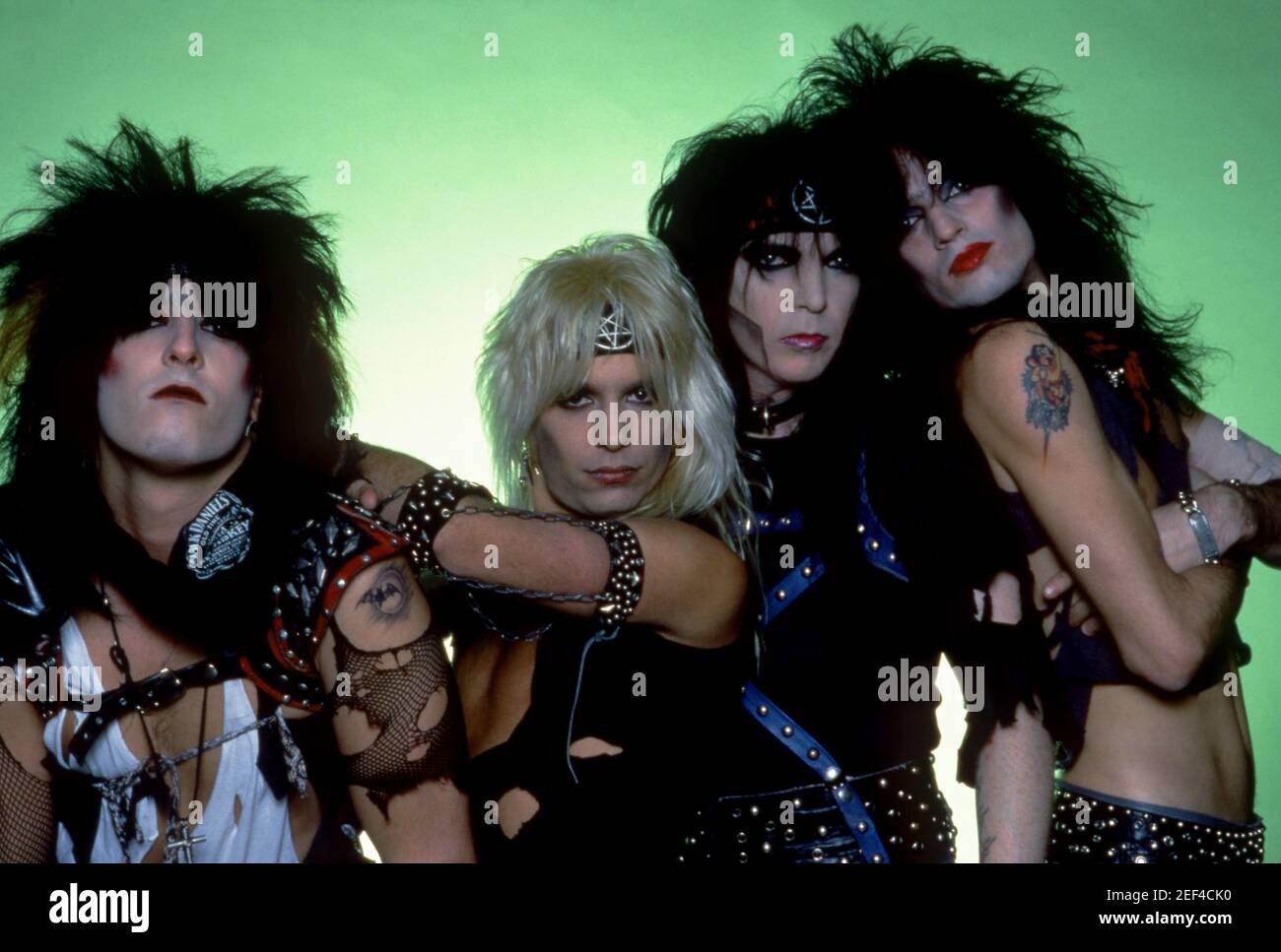 Mick mars 1984 hi-res stock photography and images - Alamy