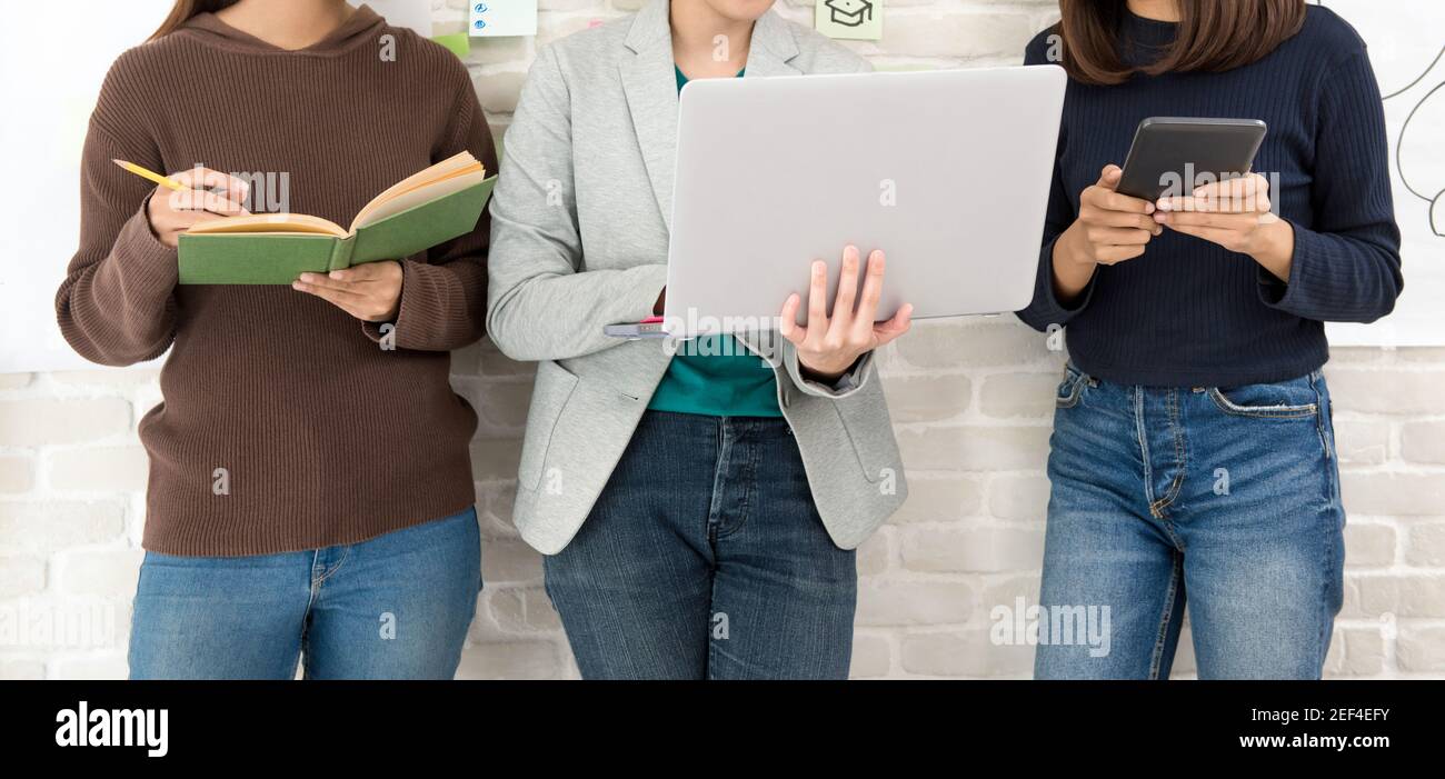 Education adult learning study hi-res stock photography and images - Alamy