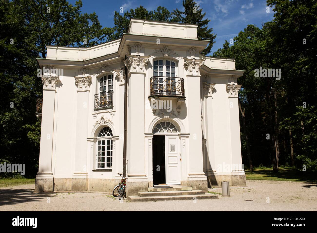 Regency style french architecture hi-res stock photography and images ...