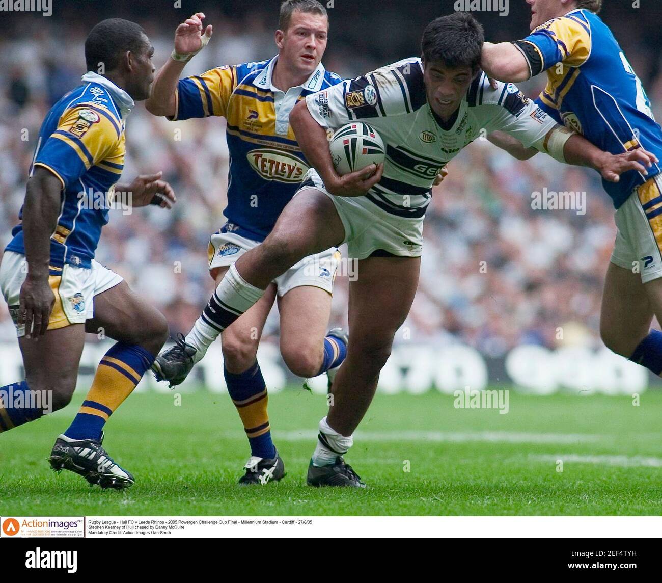 League cup final 2005 cardiff hi-res stock photography and images - Alamy