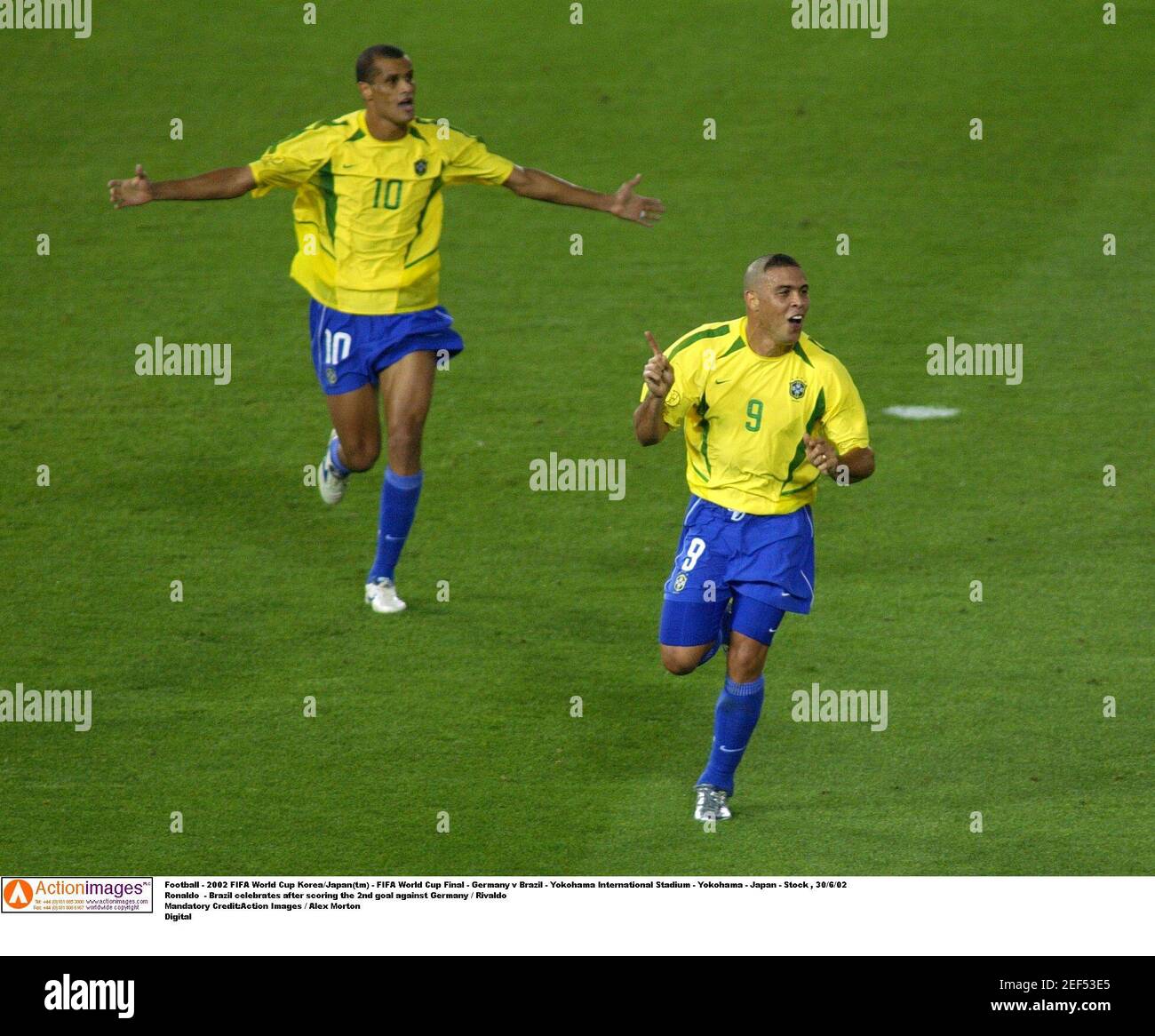 World cup final brazil v germany rivaldo hi-res stock photography and ...