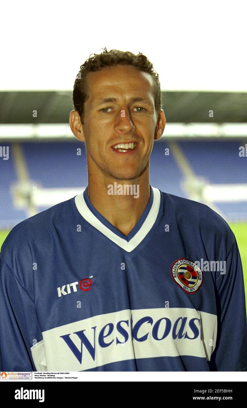 Barry hunter reading hi-res stock photography and images - Alamy