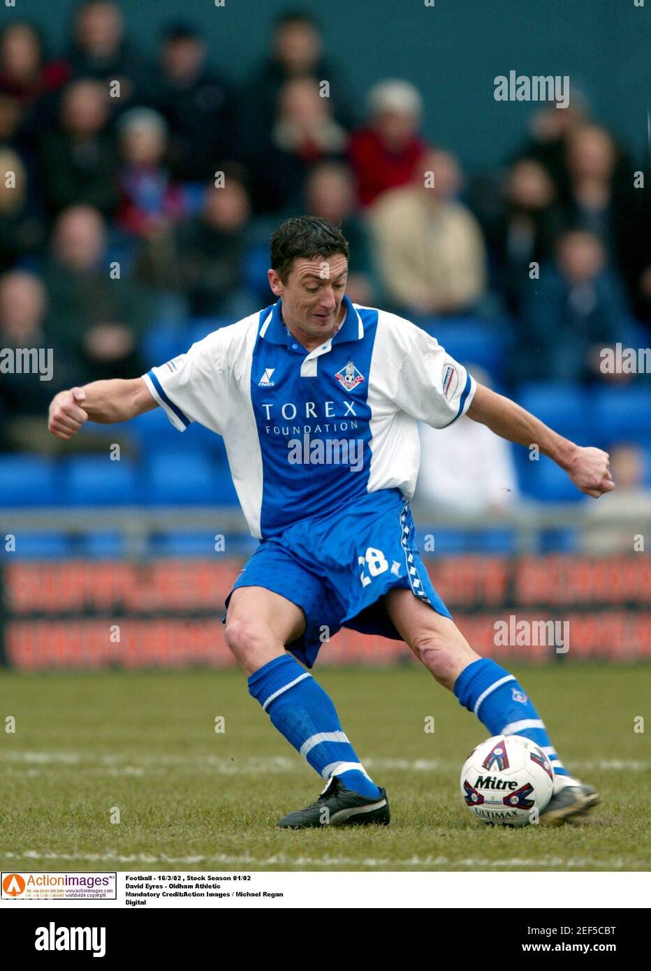 David eyres of oldham athletic hi-res stock photography and images - Alamy