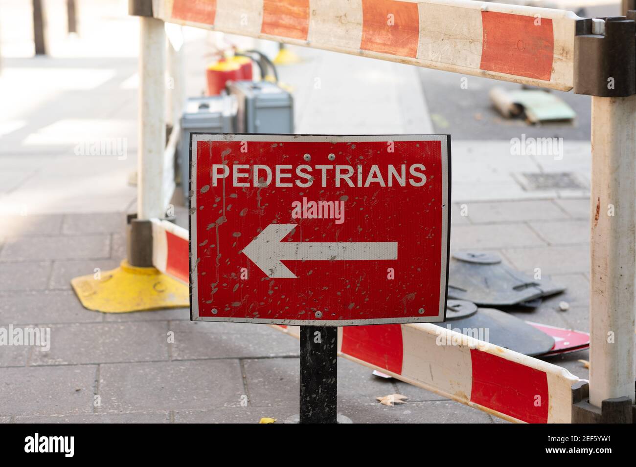 London Streets and Signs Stock Photo - Alamy