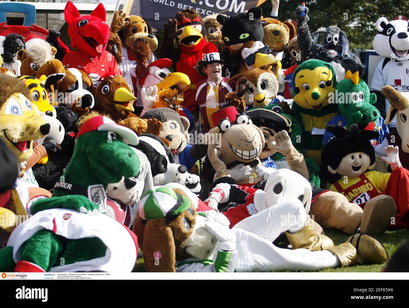Mascots pose photograph hi-res stock photography and images - Alamy