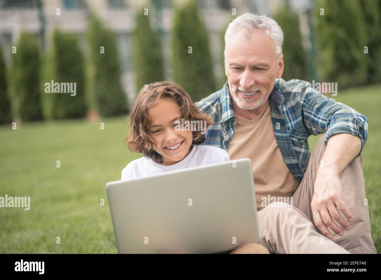 Call dad hi-res stock photography and images - Alamy