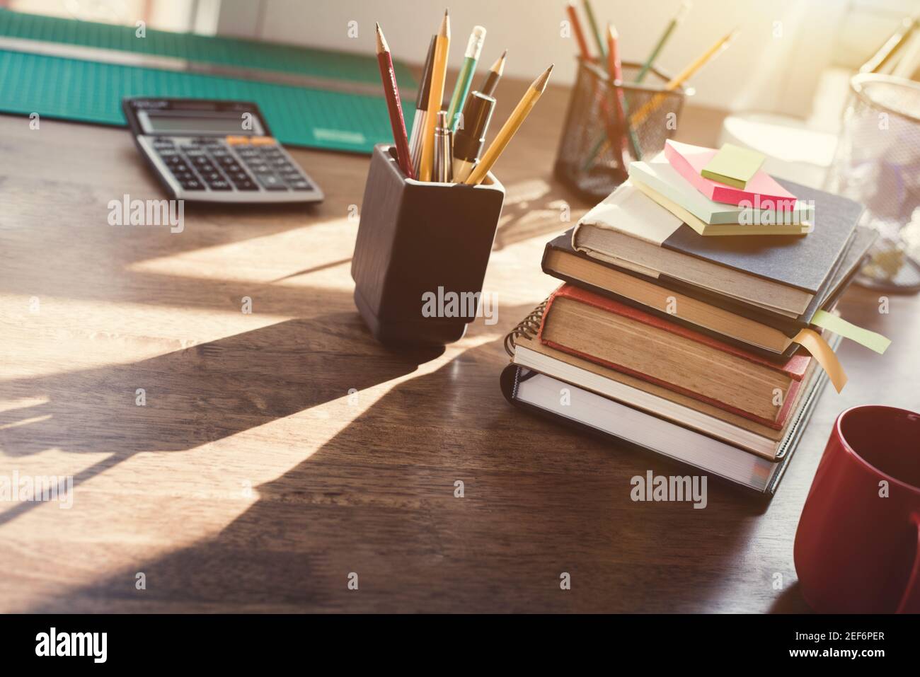 Vintage office desk hi-res stock photography and images - Alamy