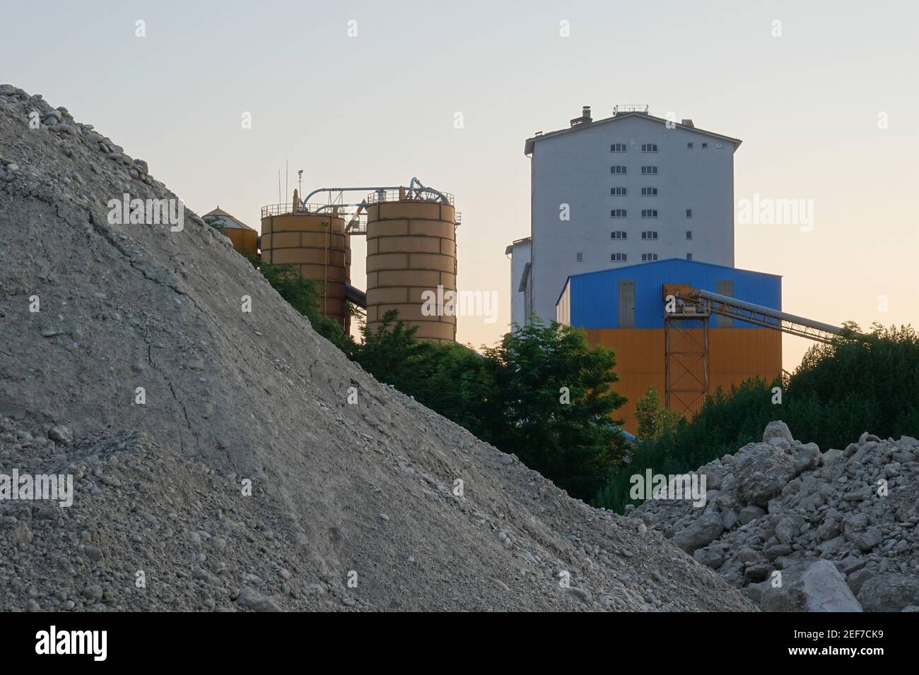Wien, Alberner Hafen // Vienna, River Danube, Albern Harbour Stock ...