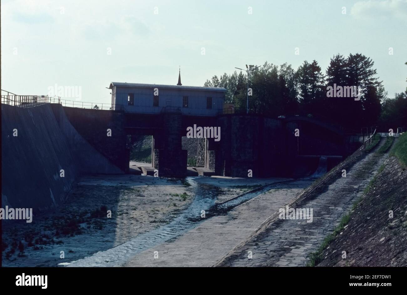 Wiental, Wienflussauffangbecken (Retentionsbecken) bei Auhof Stock ...