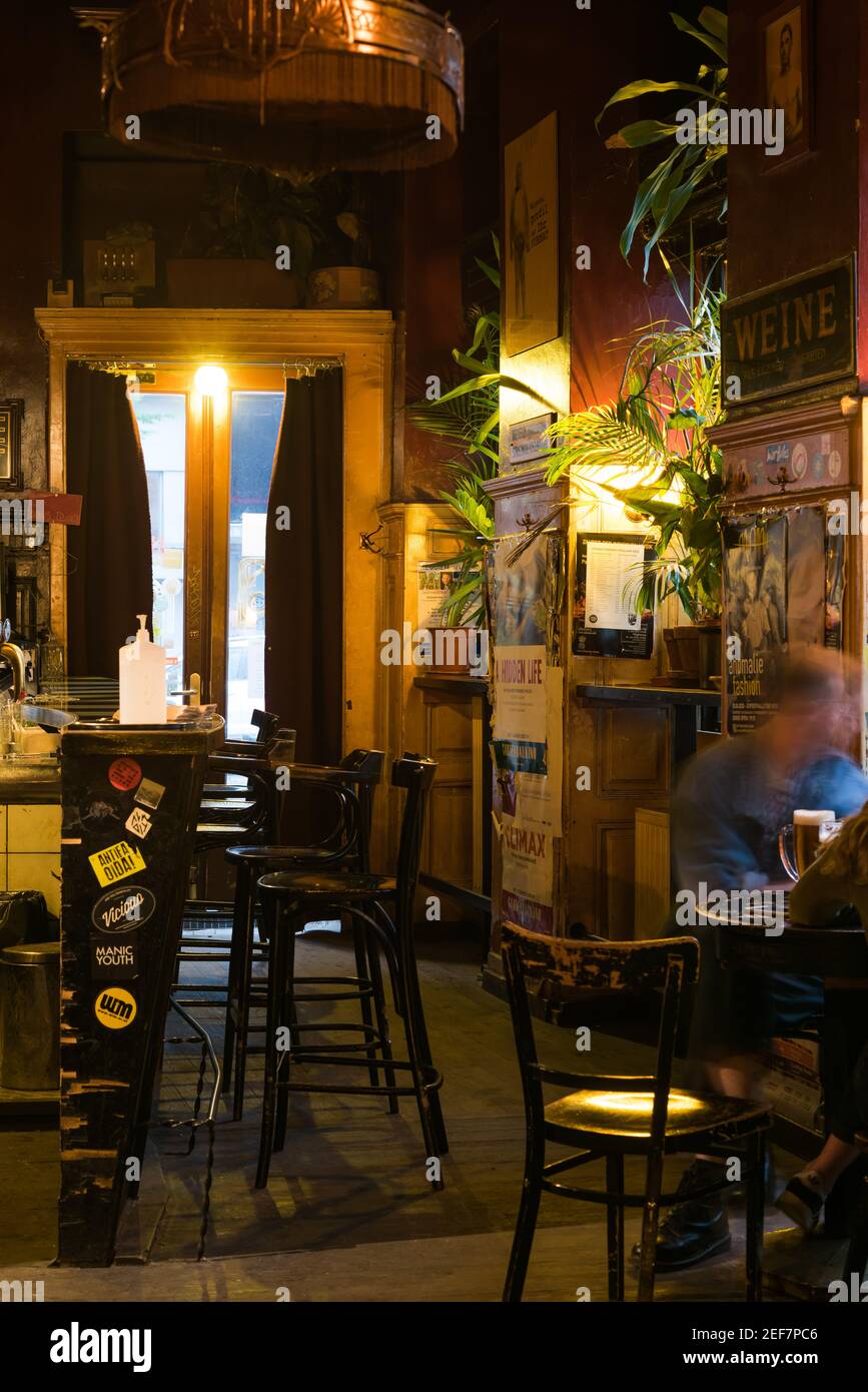 Wien, Cafe 'Anno', Lerchenfelderstraße 132 Stock Photo - Alamy