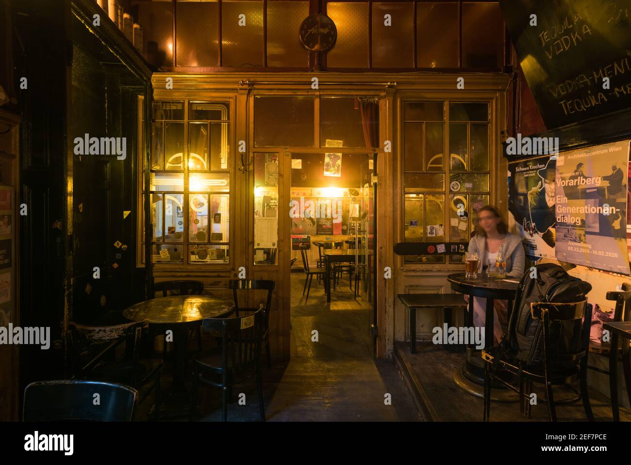 Wien, Cafe 'Anno', Lerchenfelderstraße 132 Stock Photo - Alamy