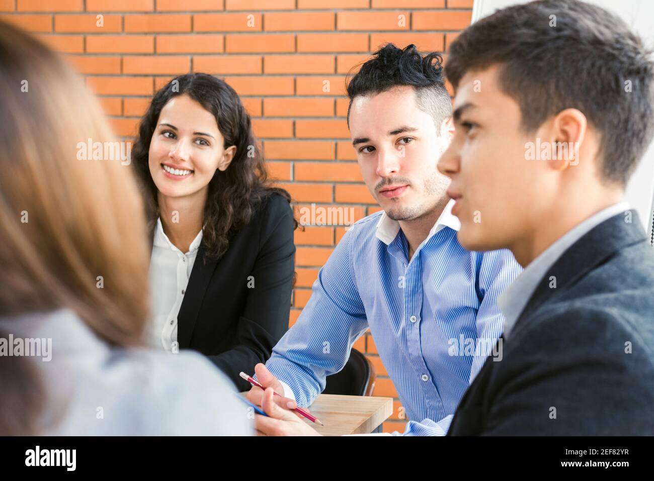 Group discussion hi-res stock photography and images - Alamy