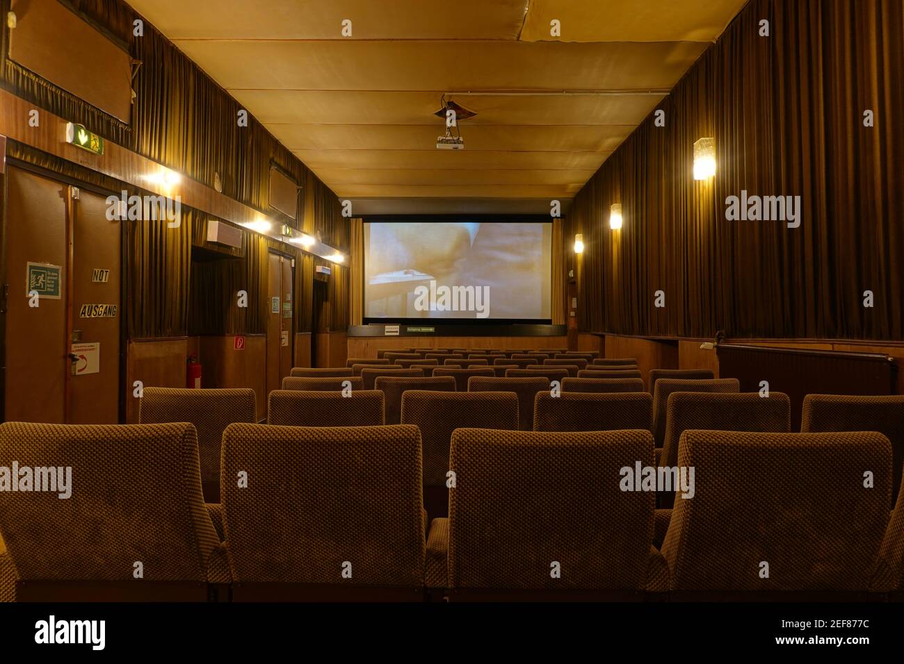 Wien, Fortuna-Kino - Vienna, Fortuna Cinema Stock Photo - Alamy