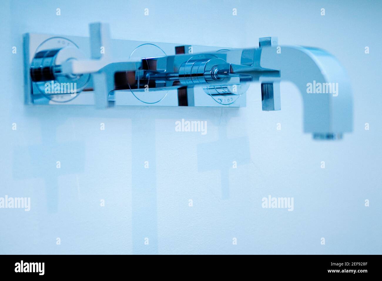 Faucet horizontal hi-res stock photography and images - Alamy