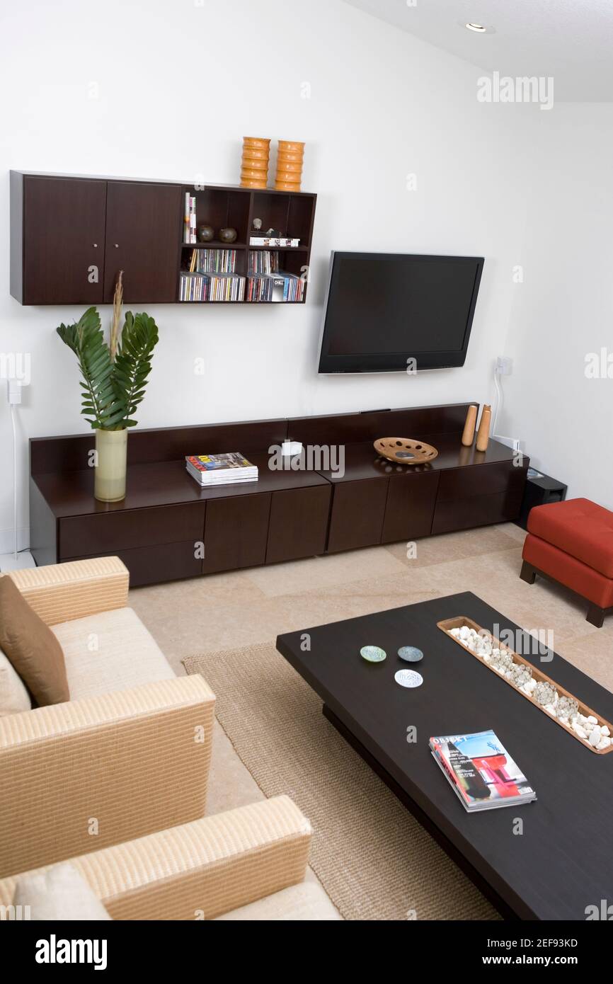 Interiors of a living room hi-res stock photography and images - Alamy