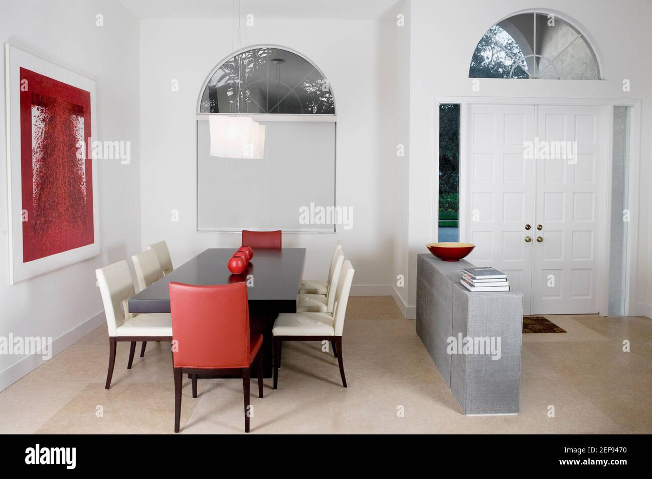 Dining room closed hi-res stock photography and images - Alamy