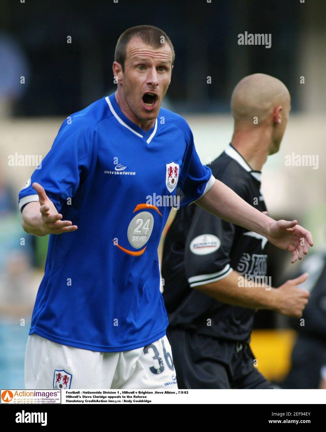 Millwall v brighton hove albion hi-res stock photography and images - Alamy