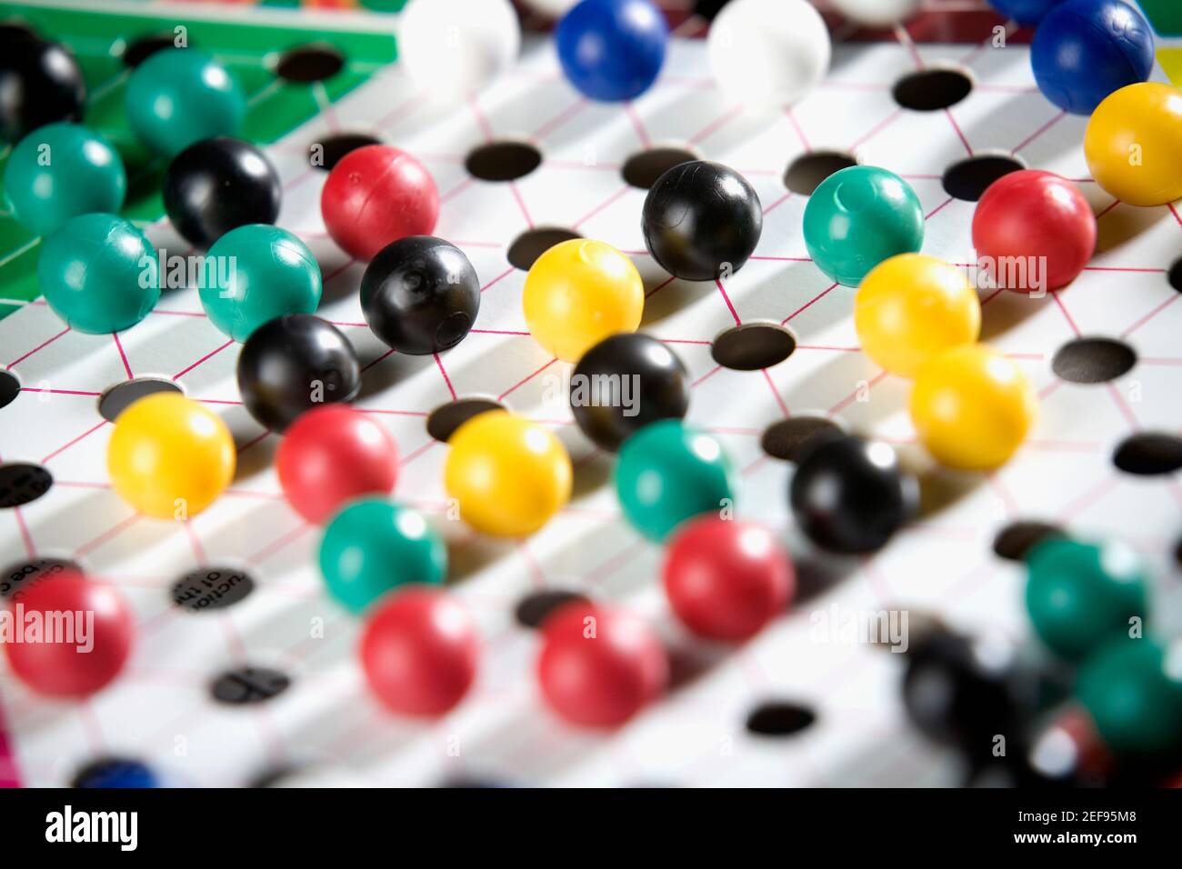 Chinese checkers board hi-res stock photography and images - Alamy