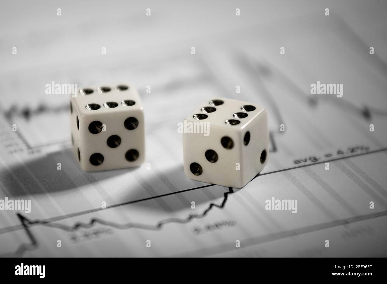 Dice line drawing hi-res stock photography and images - Alamy