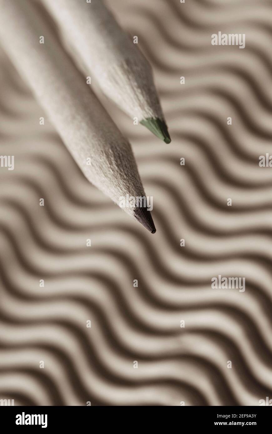 Two colored pencil hi-res stock photography and images - Alamy