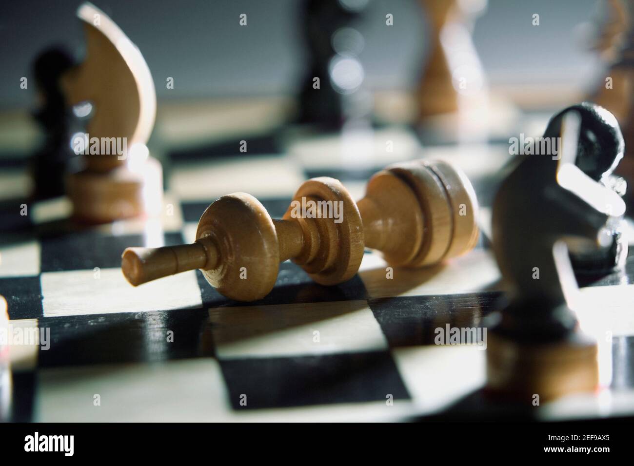 Close up chessboard hi-res stock photography and images - Alamy