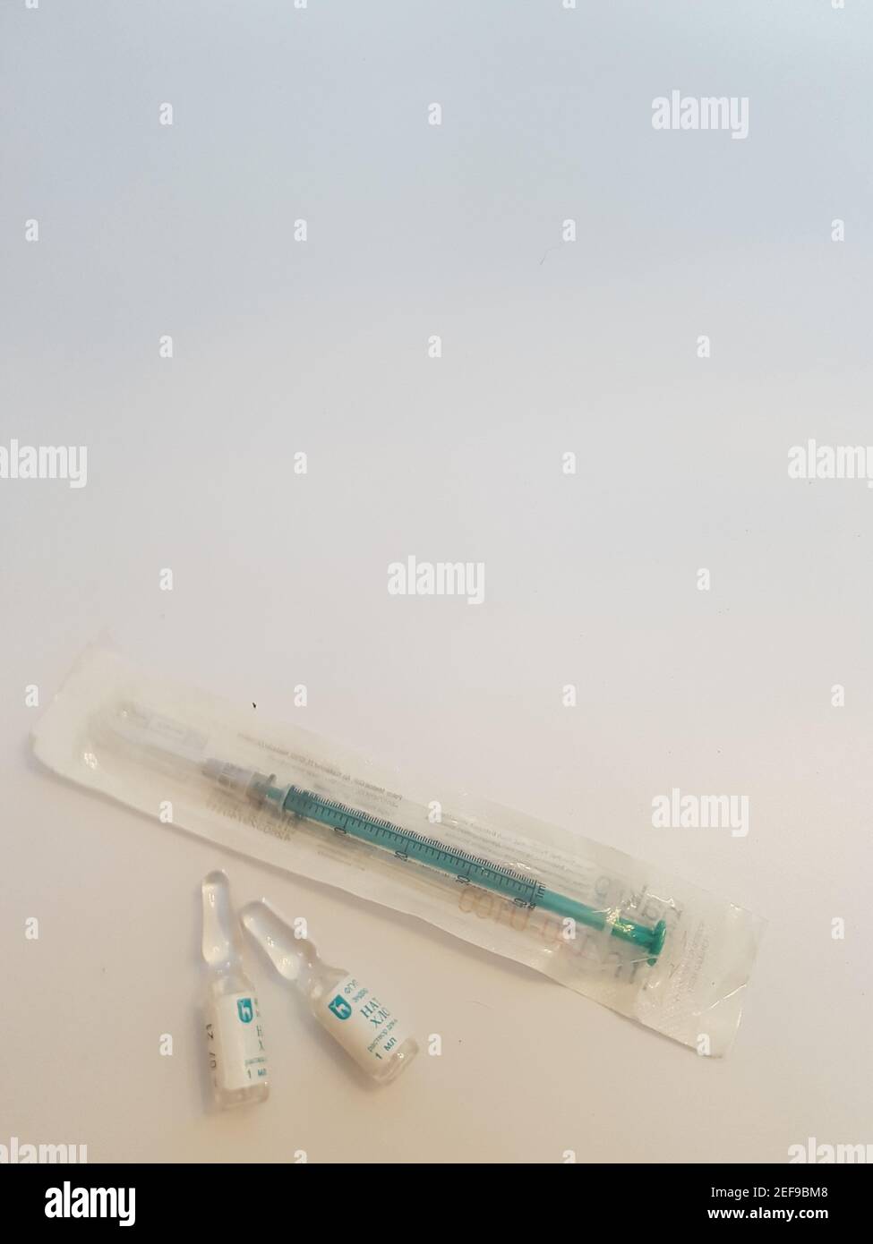 Messy laboratory hi-res stock photography and images - Alamy