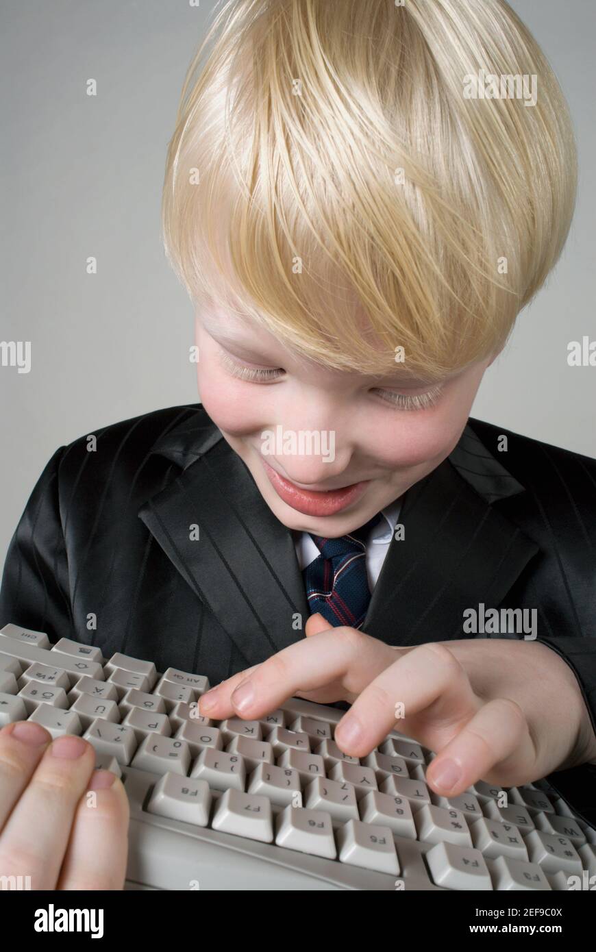 Boy 6 years computer keyboard hi-res stock photography and images - Alamy