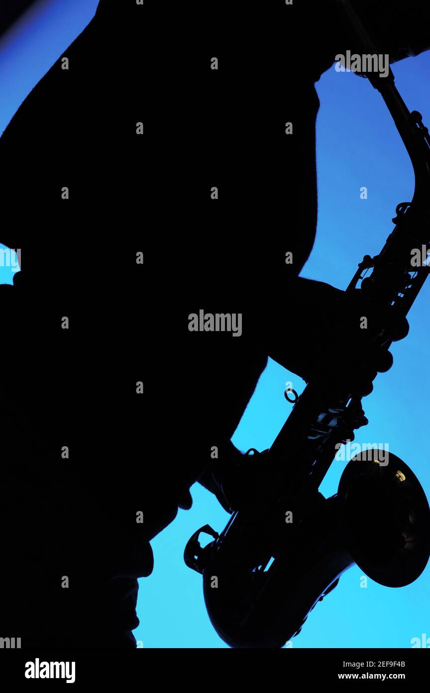 Saxophone profile hi-res stock photography and images - Alamy