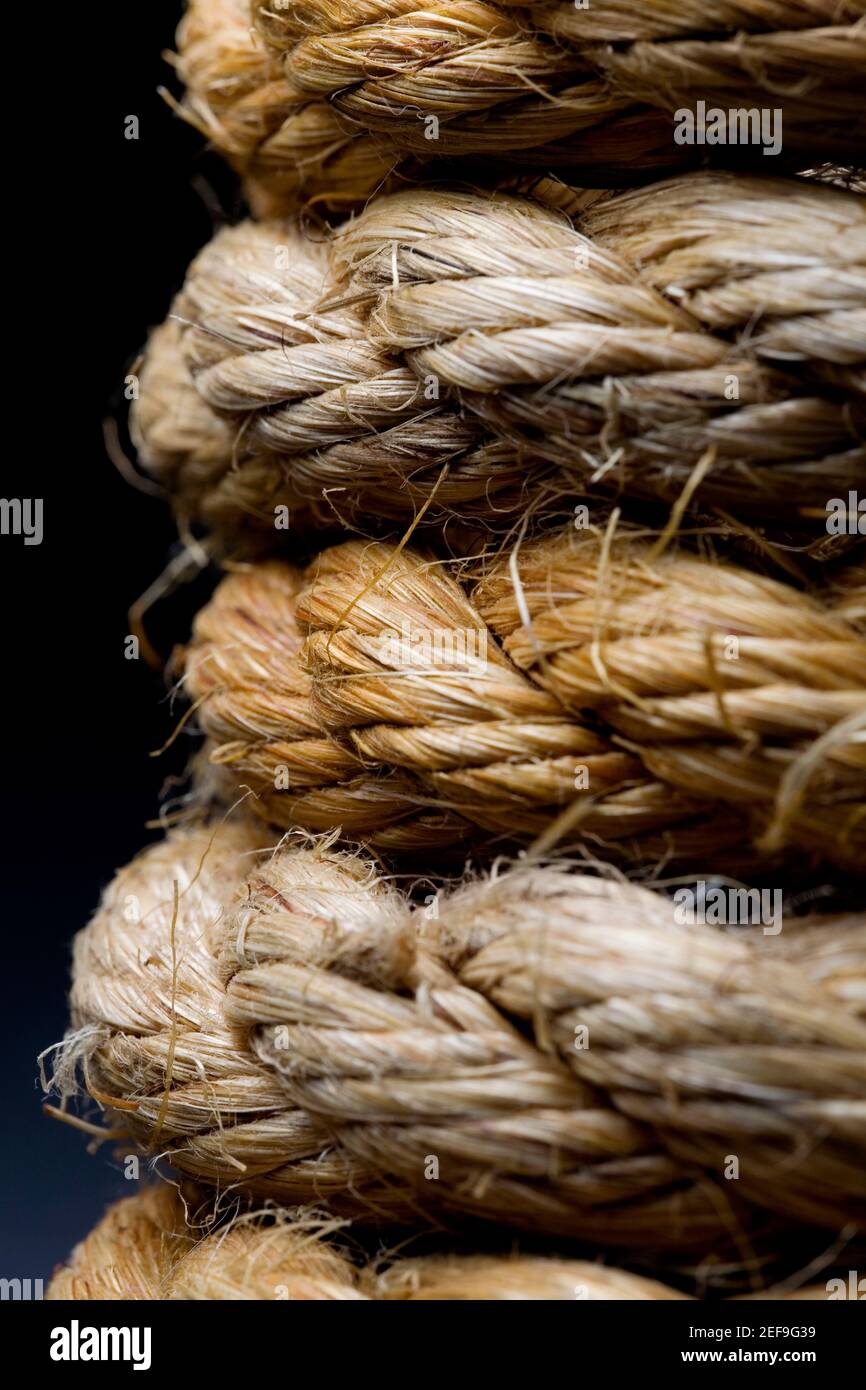 Tangled rope hi-res stock photography and images - Alamy
