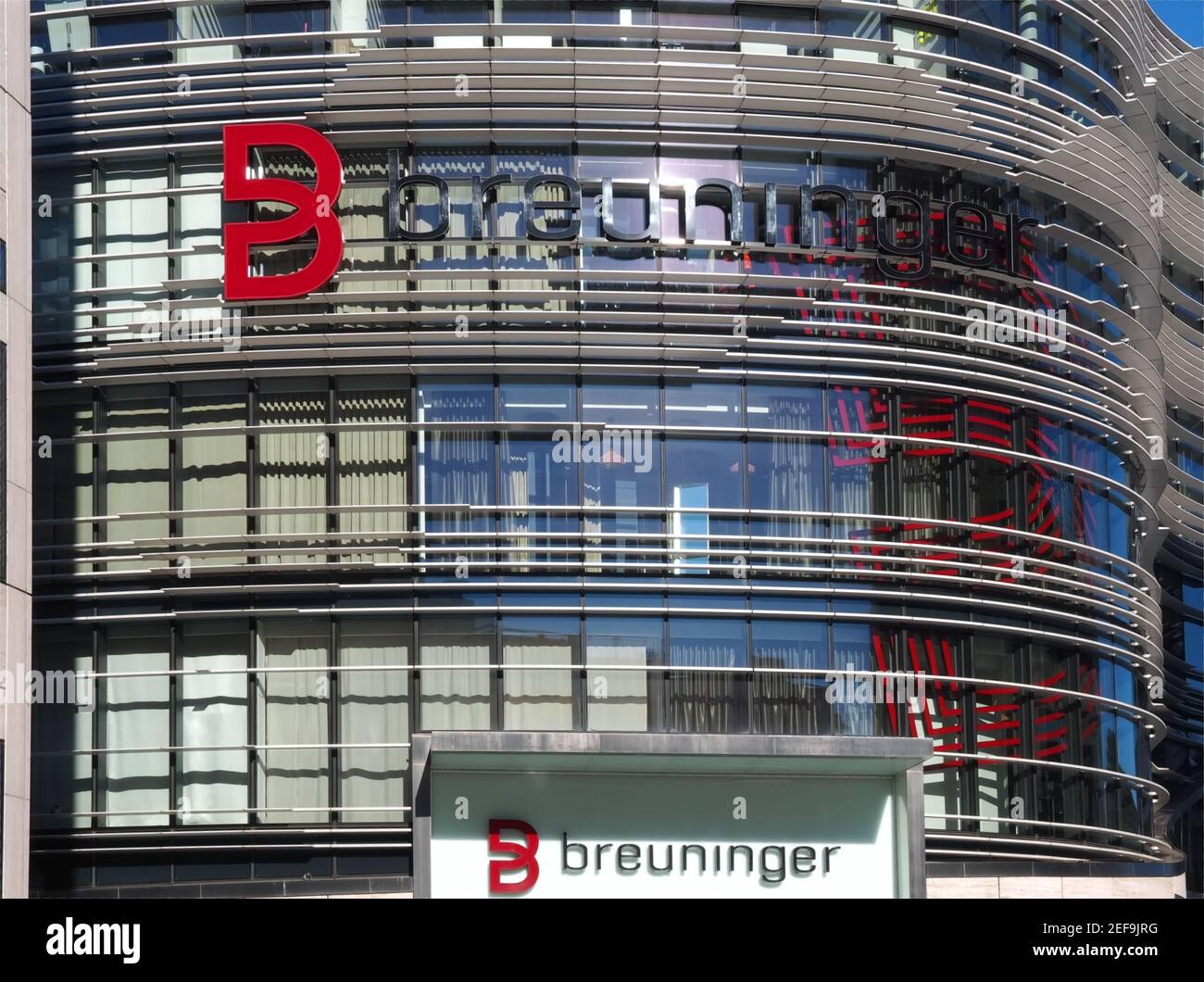 Beautiful architecture of the Breuninger shop in Duesseldorf Stock ...