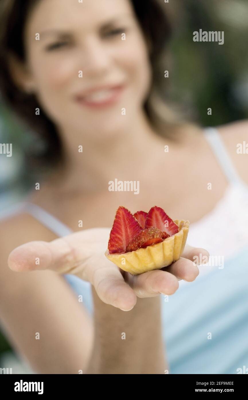 Cupcake cake greed woman hi-res stock photography and images - Alamy