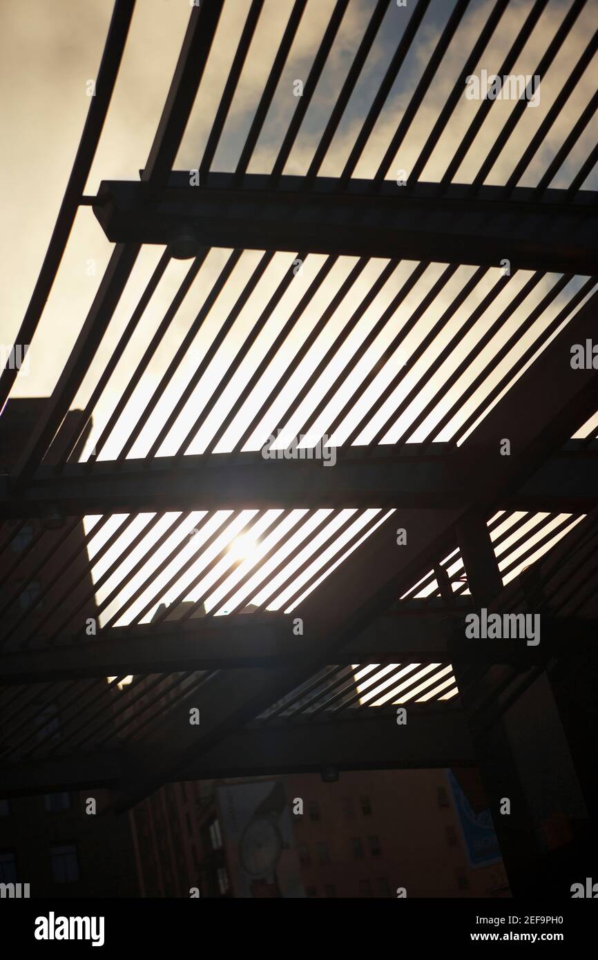 Iron ceiling hi-res stock photography and images - Alamy