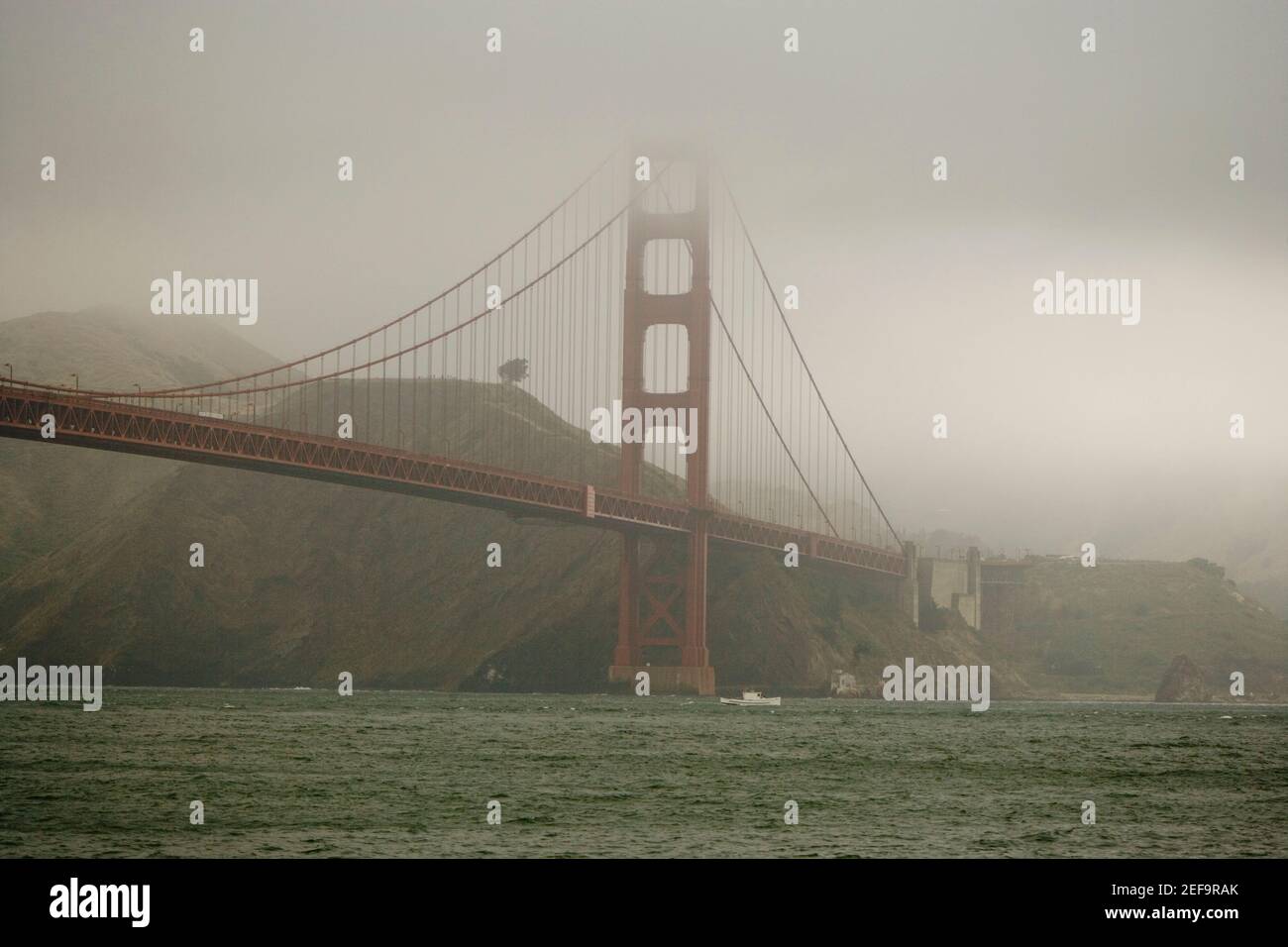 Low angle view of a bridge, Golden Gate Bridge, San Francisco ...