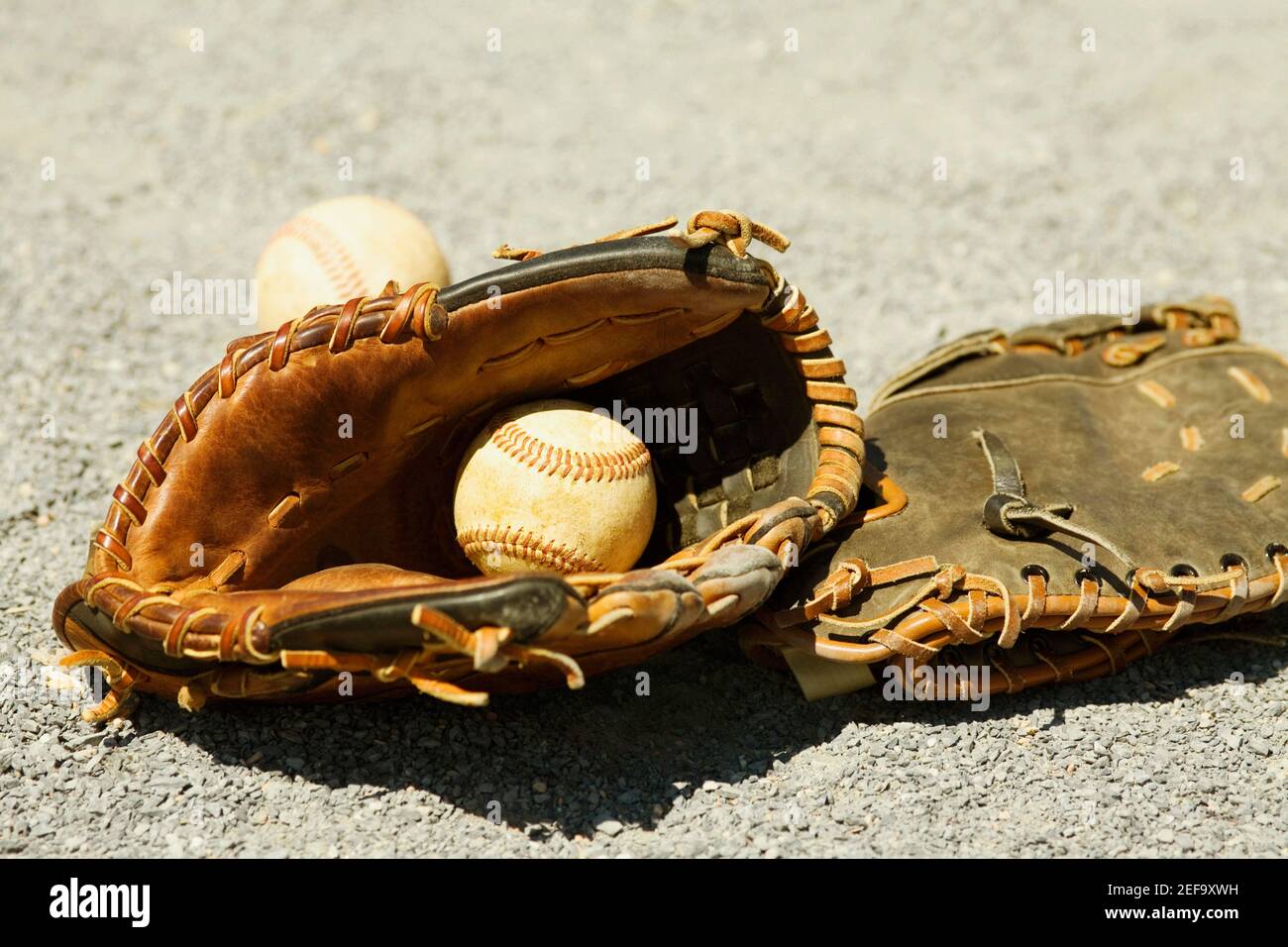 Baseball Gloves High Resolution Stock Photography and Images - Alamy