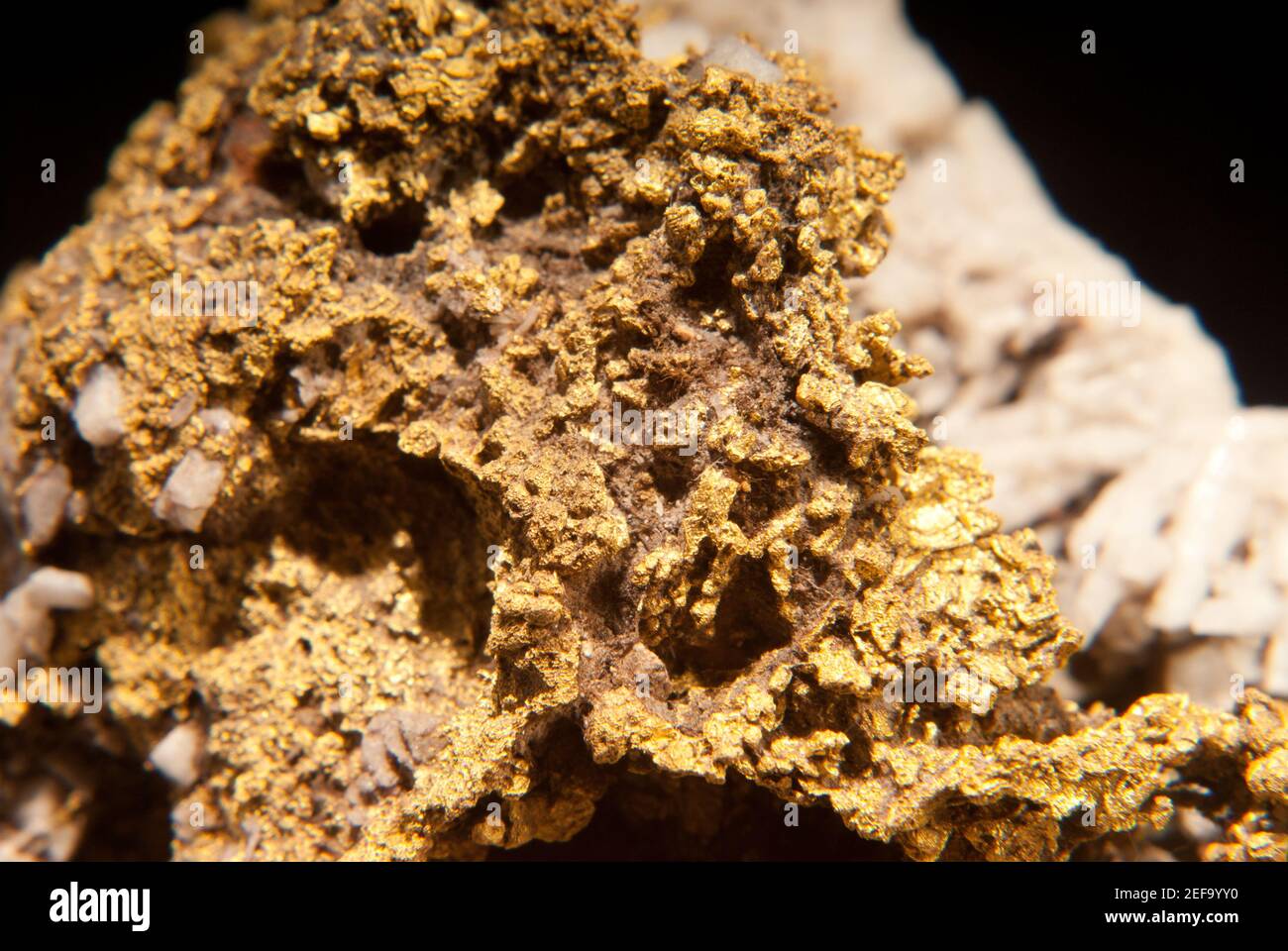 Gold and mineral hi-res stock photography and images - Alamy
