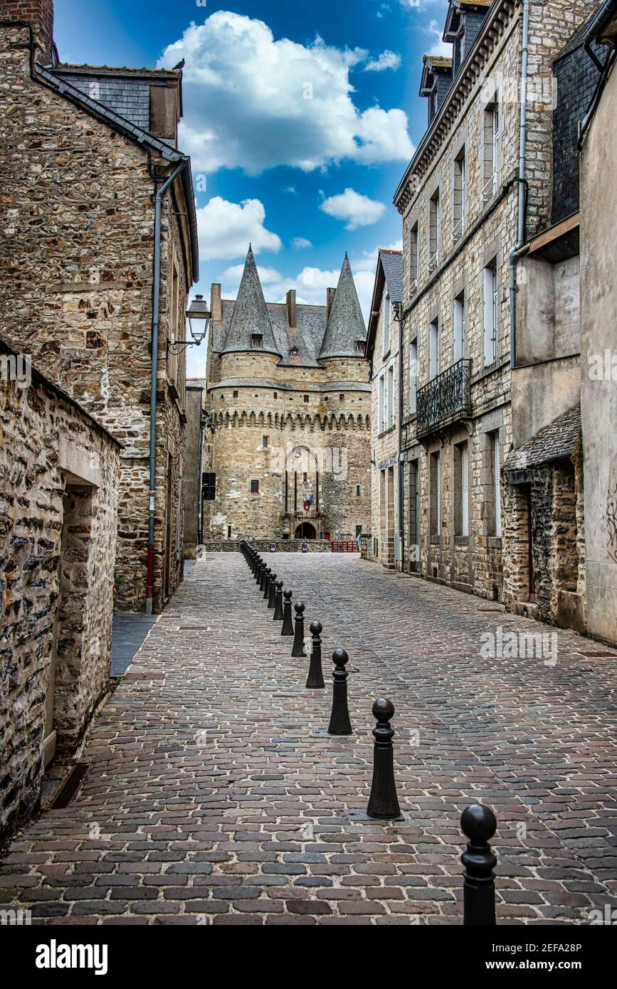 Chateau de Vitre - medieval castle in the town of Vitre, Brittany ...