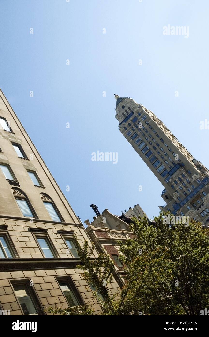 New york city architecture tilt hi-res stock photography and images - Alamy