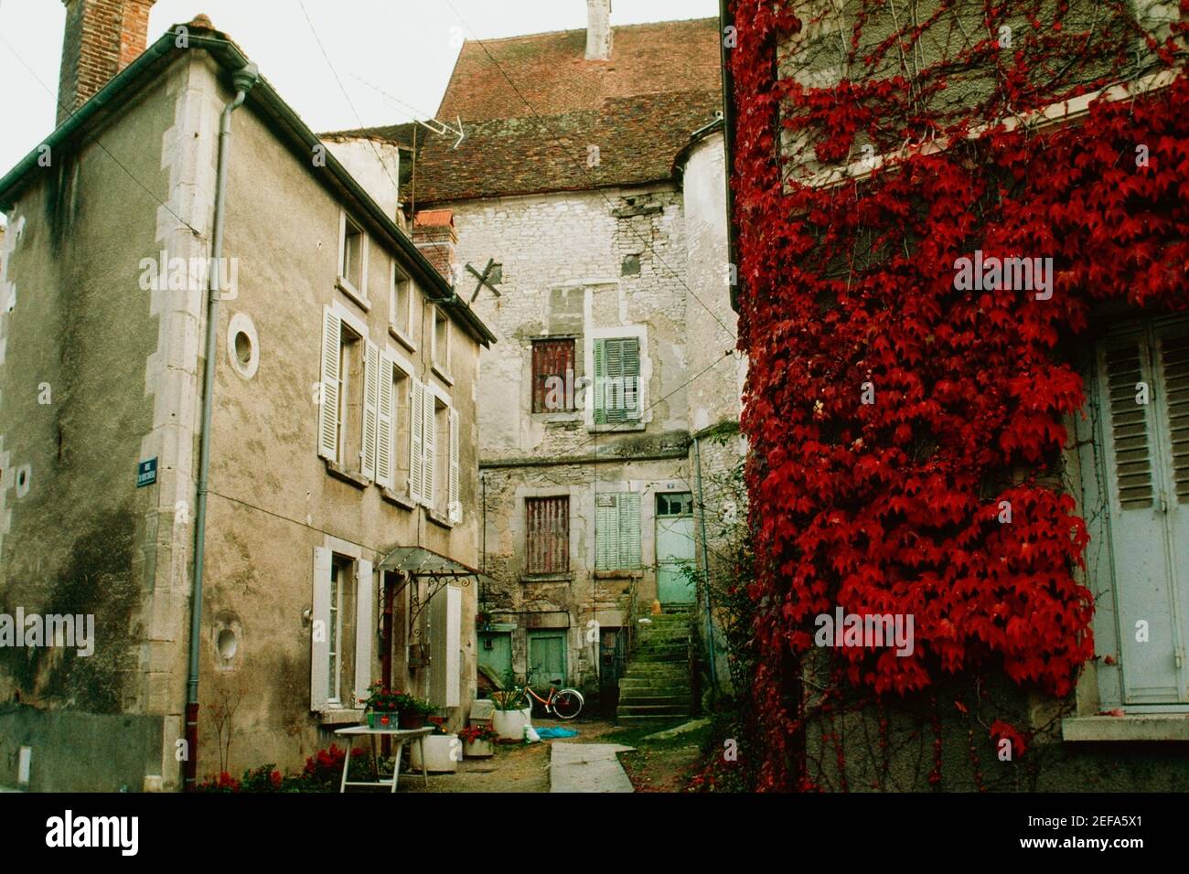 Horizontal angle of view hi-res stock photography and images - Alamy