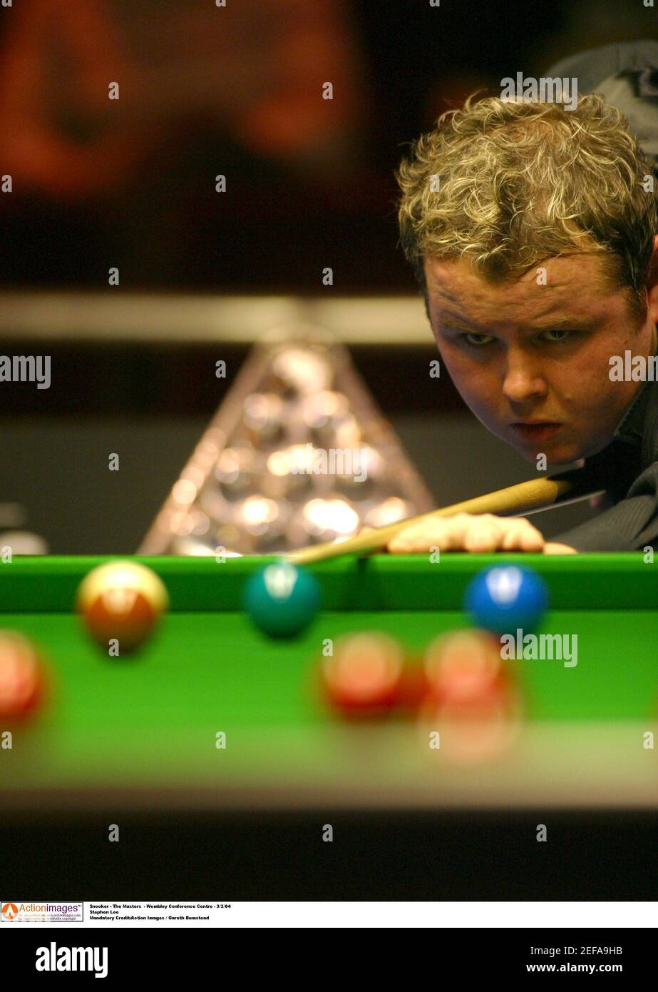 Snooker action stephen lee hi-res stock photography and images - Alamy