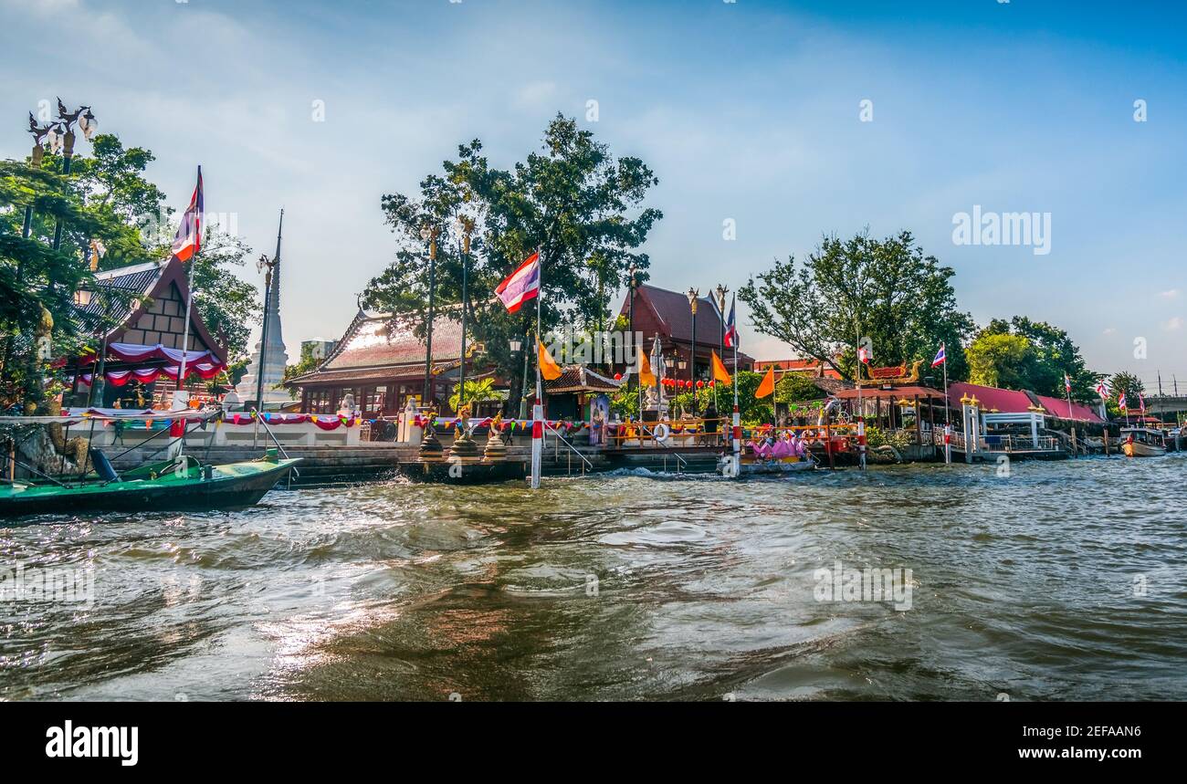 Wat Suwannaram Ratchaworawiharn (Wat Suwan) as Seen from the River ...