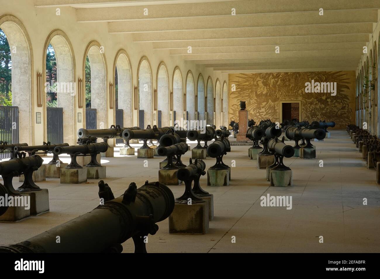 Wien, Arsenal, Heeresgeschichtliches Museum, Artilleriehalle Stock ...