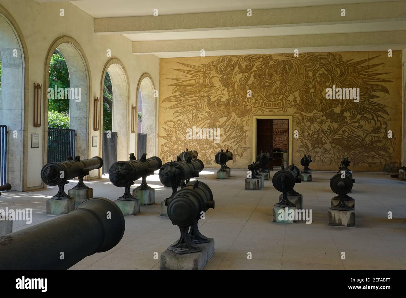 Wien, Arsenal, Heeresgeschichtliches Museum, Artilleriehalle Stock ...