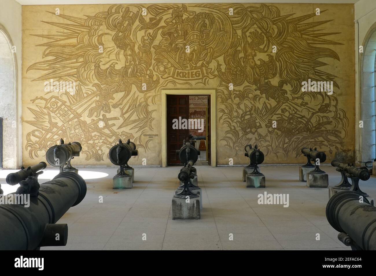 Wien, Arsenal, Heeresgeschichtliches Museum, Artilleriehalle Stock ...