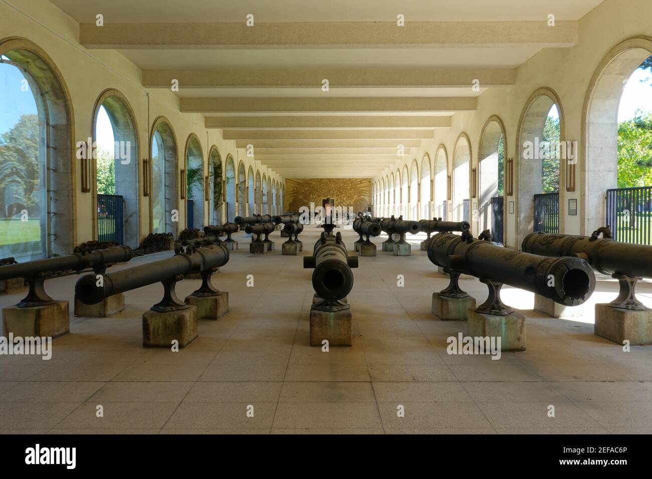Wien, Arsenal, Heeresgeschichtliches Museum, Artilleriehalle Stock ...