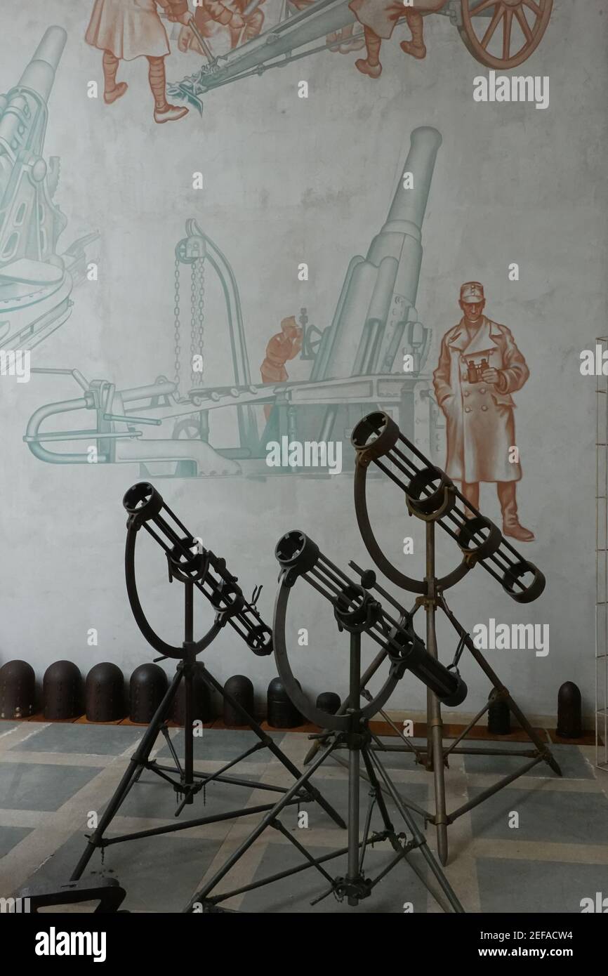 Wien, Arsenal, Heeresgeschichtliches Museum, Artilleriehalle Stock ...