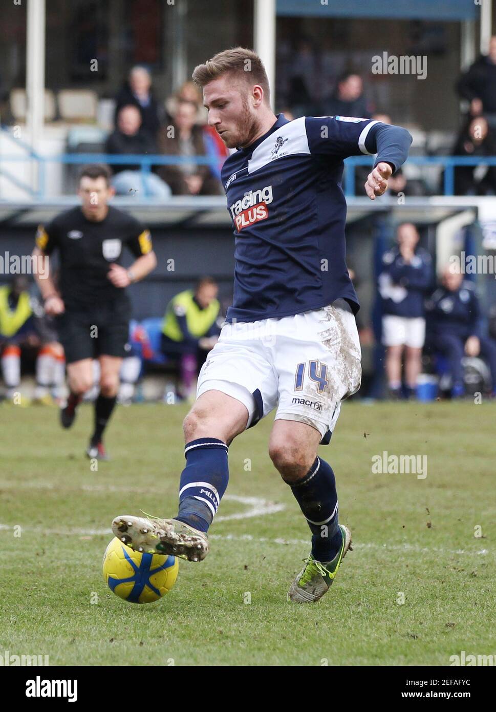 Luton town v millwall hi-res stock photography and images - Alamy