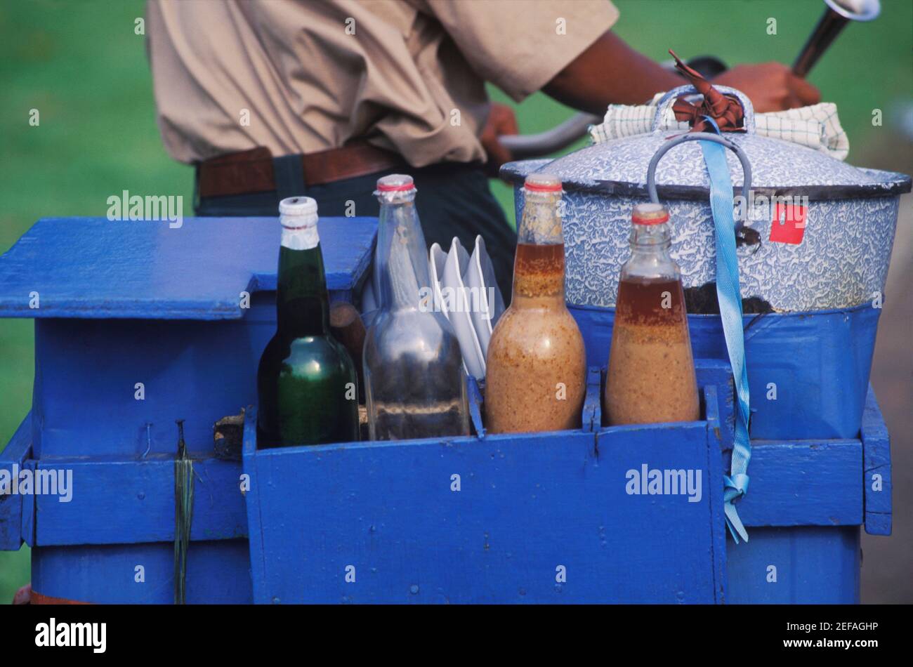 Man transporting object hi-res stock photography and images - Alamy